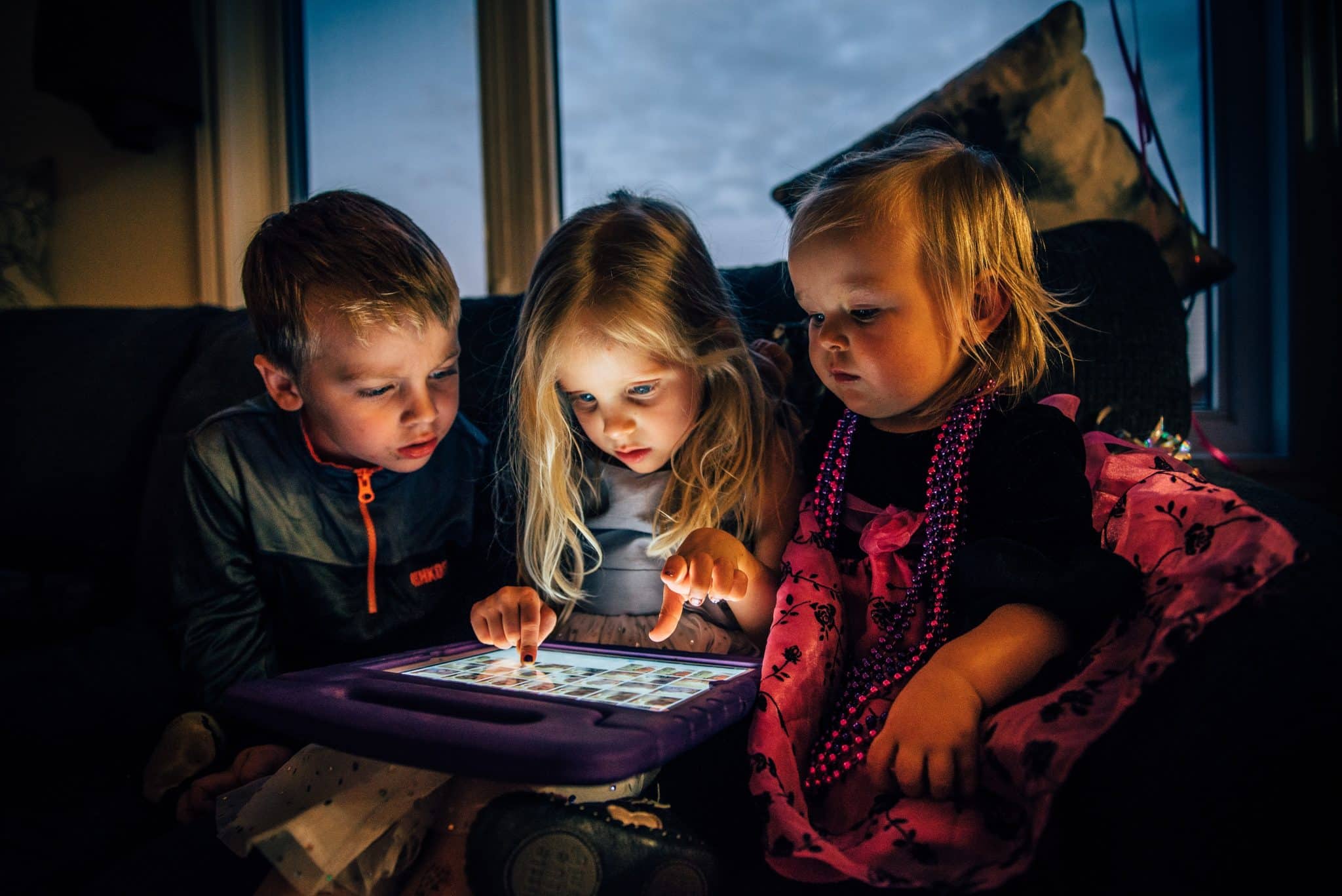 Why is Too Much Screen Time Bad: The Hidden Dangers for Kids - Goally
