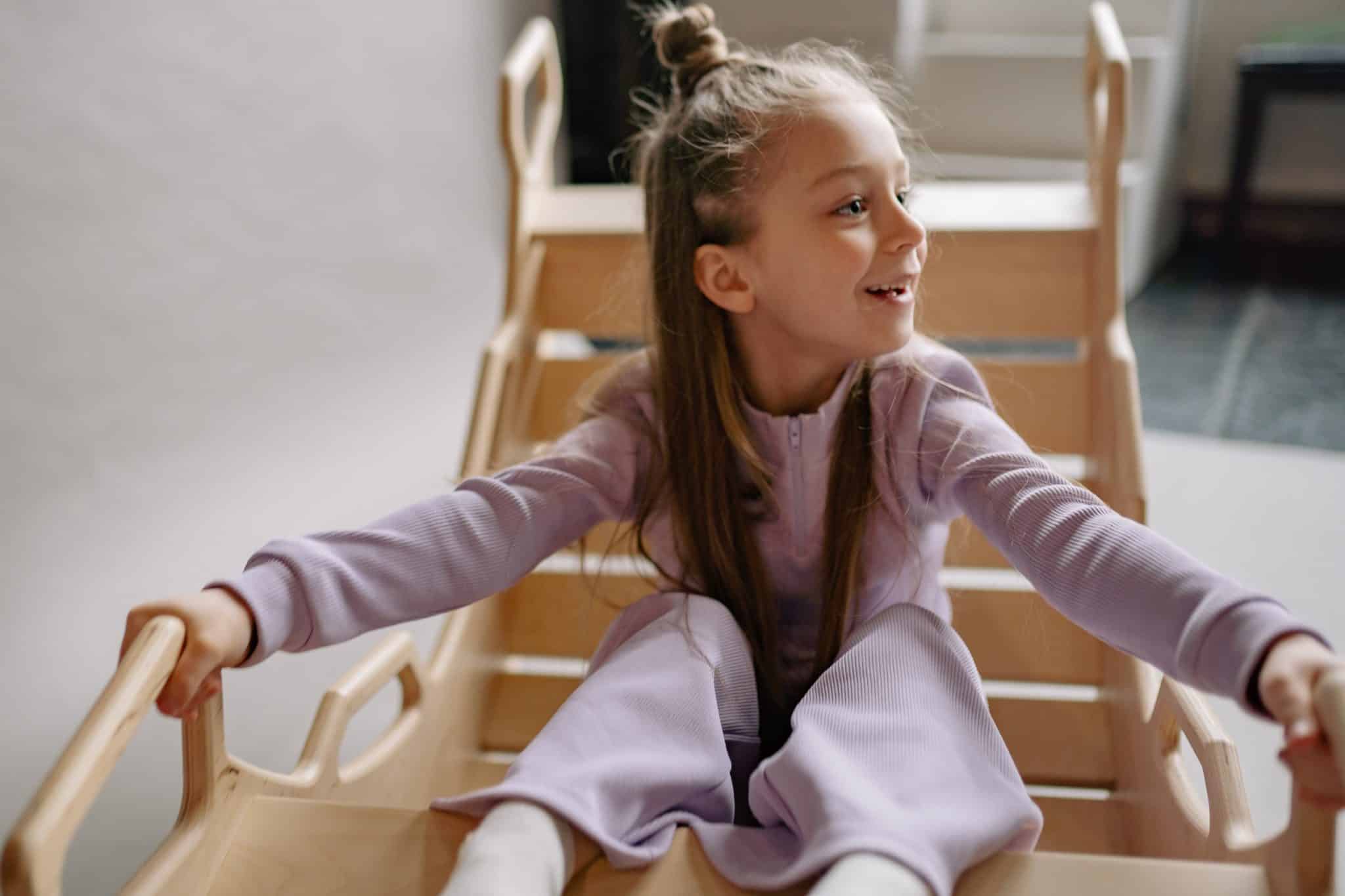 What Are the Types of Hypersensitivity in Kids With Autism? - Goally