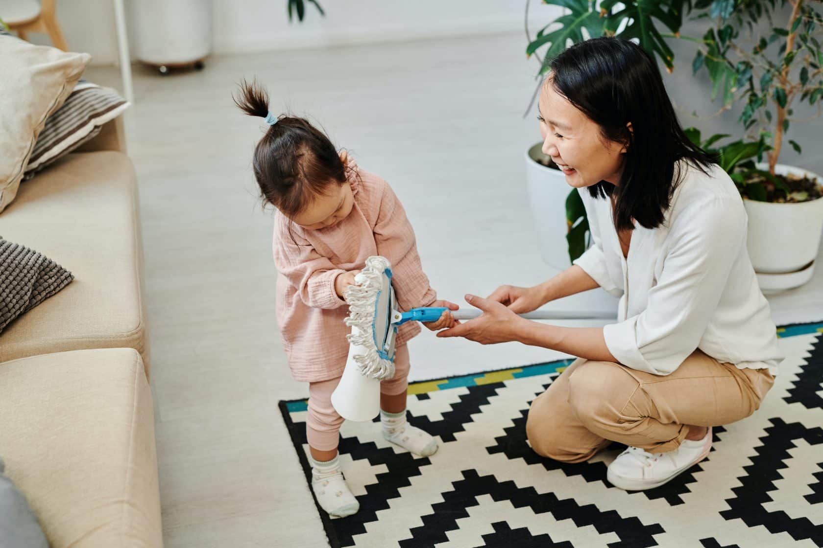 Teaching Your Kid How to Mop the Floor - Goally